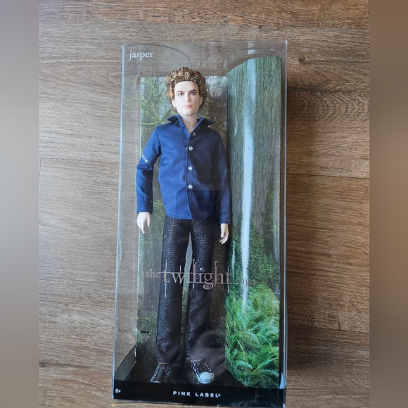 Toys | Nib The Twilight Saga Jasper Doll Pink Label Barbie Collector ...